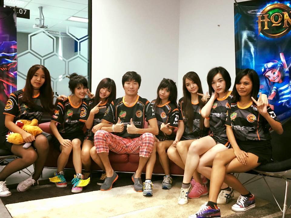 NeoEs.FFxy - Neolution E-Sport